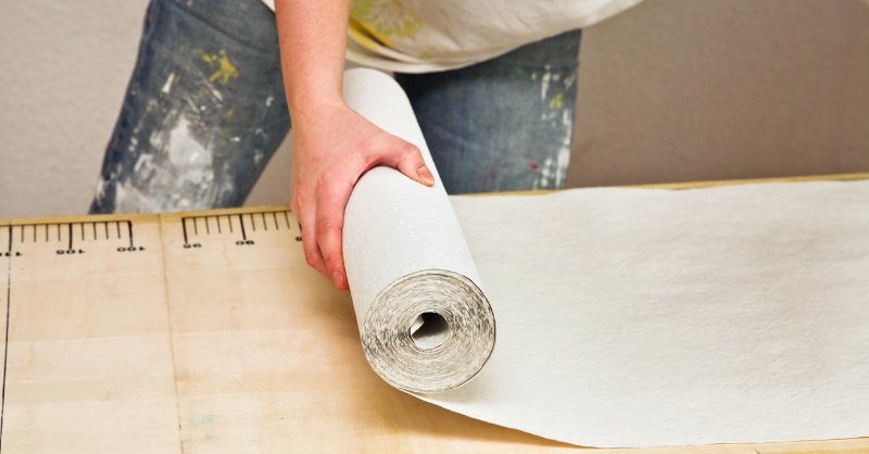 How to Get Bubbles Out of Wallpaper
